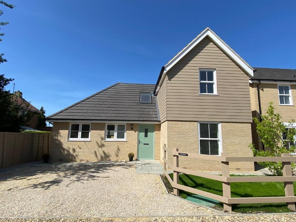 Wings Road Close, Lakenheath IP27 4 bed detached house - £350,000