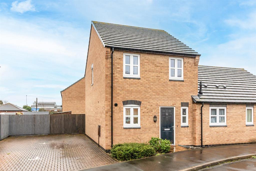 Tongue Way, Ruddington, Nottingham 2 bed semi-detached house - £260,000
