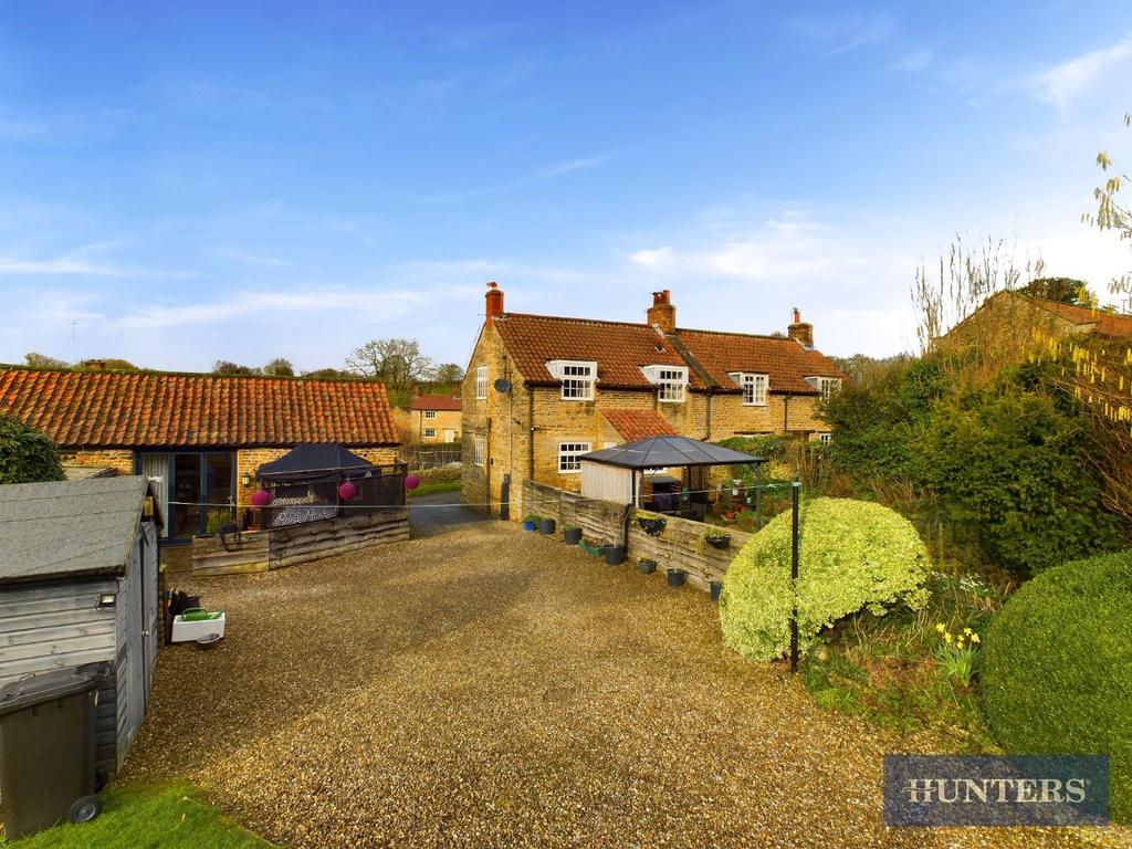 Burton Terrace, Ruston, Scarborough 2 bed cottage - £450,000