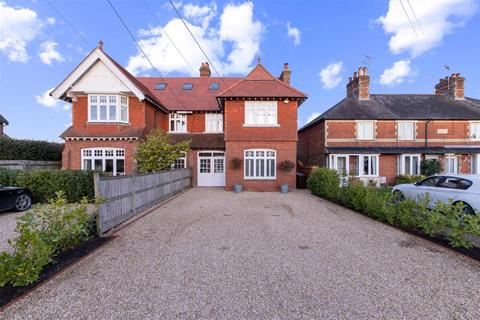 Houses for sale in Liphook | OnTheMarket