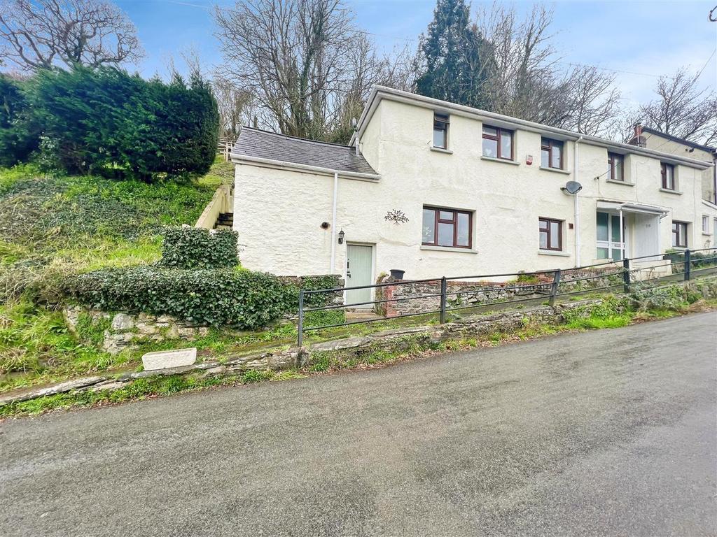 Station Hill, Swimbridge, Barnstaple 4 bed detached house for sale - £ ...