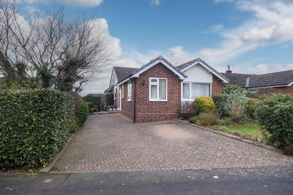 Hockenhull Crescent, Tarvin 3 bed semi-detached bungalow - £338,000