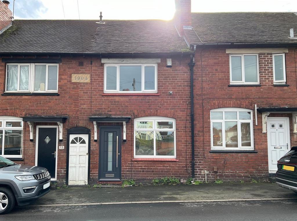 Vicarage Road, Stourbridge, DY8 4NS 2 bed terraced house - £195,000