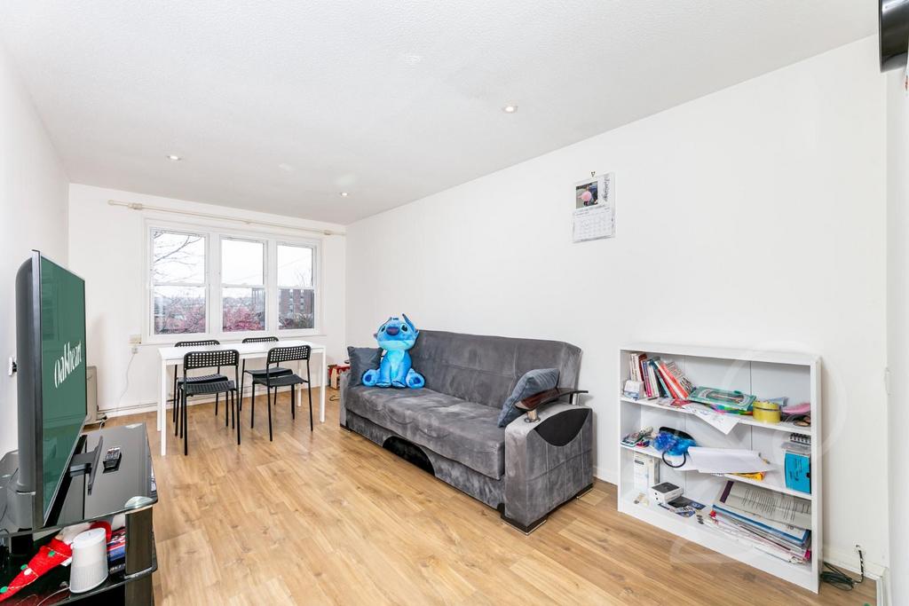 Walters Yard, Colchester 1 bed apartment - £130,000