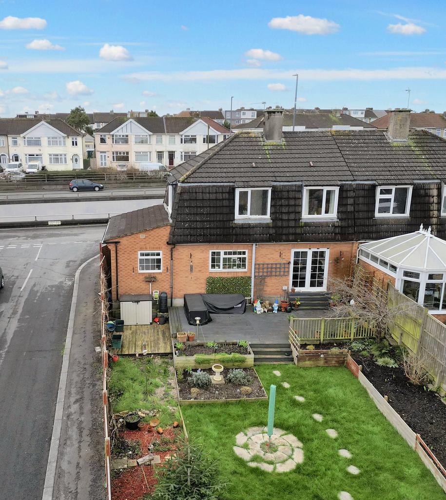 Station Road, Filton BS34 5 bed semi-detached house for sale - £400,000