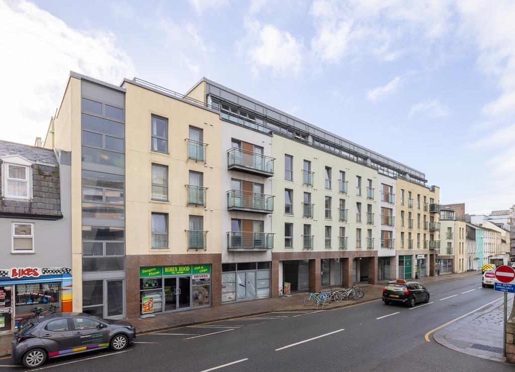 Gloucester Street, St. Helier, Jersey 1 bed flat for sale - £340,000