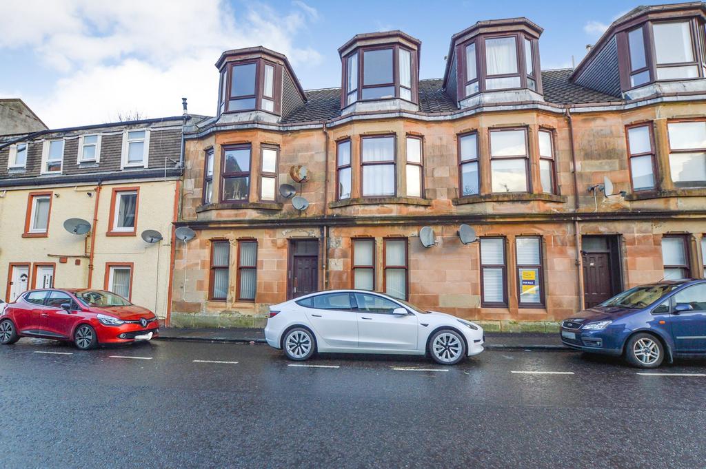 G/L 57 Nelson Street, LARGS, KA30 9AA 1 bed ground floor flat - £58,500