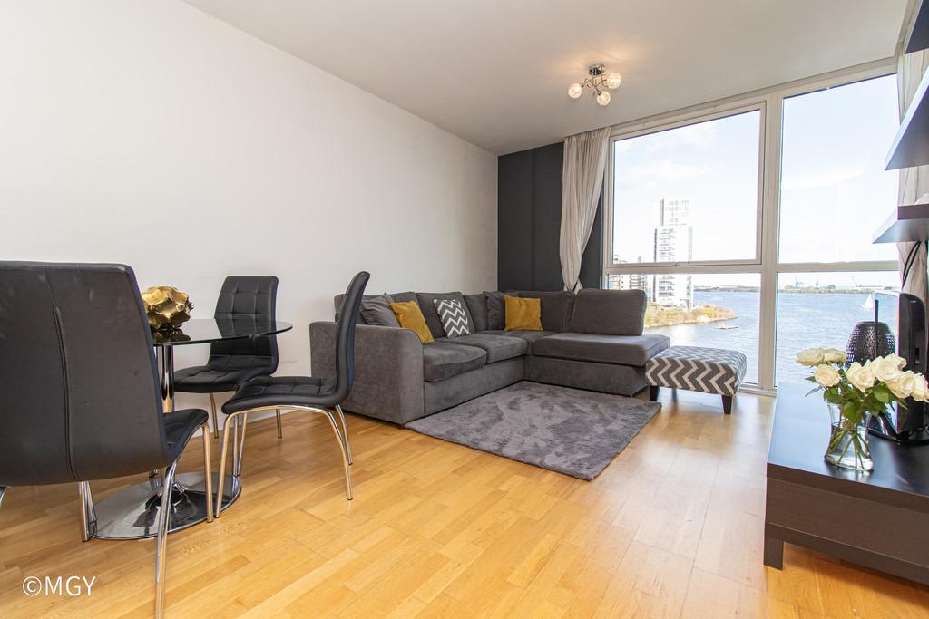 Watermark, Cardiff Bay 2 bed apartment - £1,400 pcm (£323 pw)