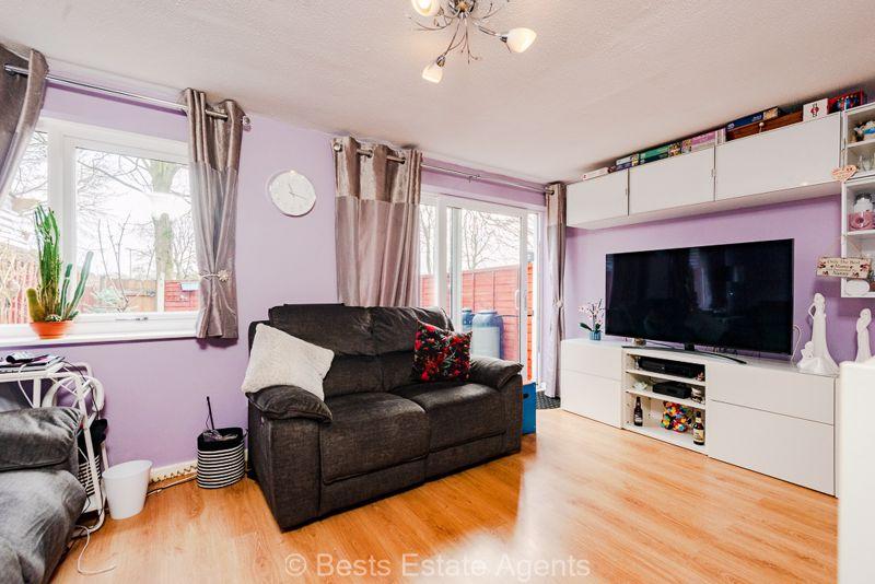 The Uplands, Palacefields, Runcorn 3 bed terraced house - £110,000