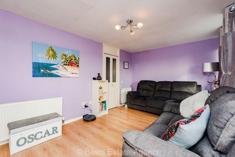 The Uplands, Palacefields, Runcorn 3 bed terraced house - £110,000