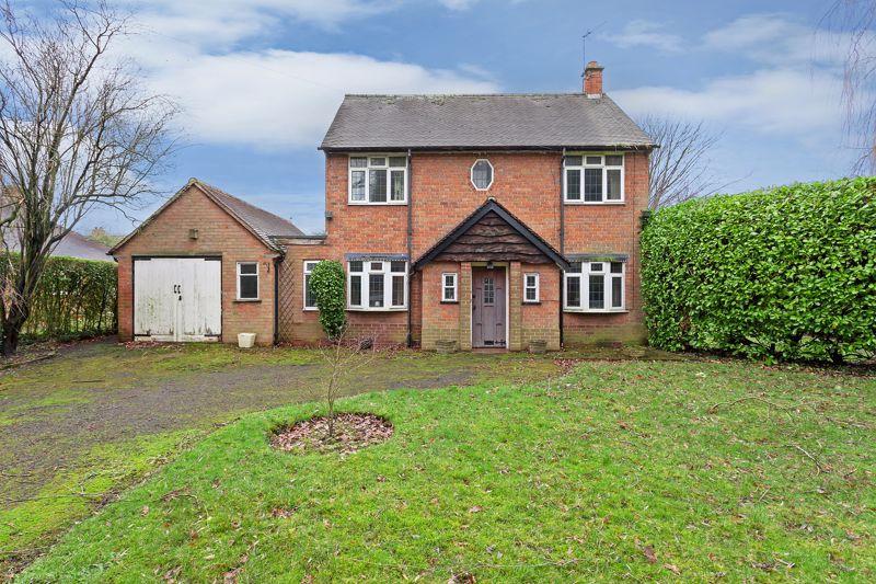 Sandbach Road, West Heath, Congleton 3 bed detached house - £375,000