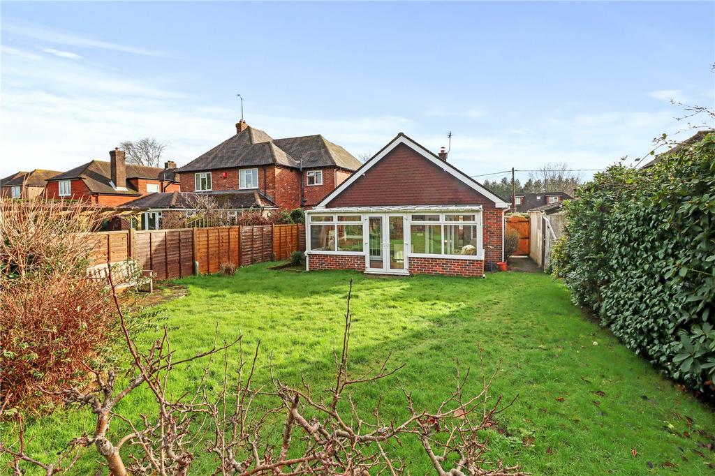 Court Lane Five Ash Down Uckfield 2 Bed Bungalow £475 000