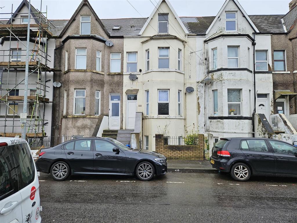 Ferry Road, Grangetown, Cardiff 1 bed apartment - £725 pcm (£167 pw)