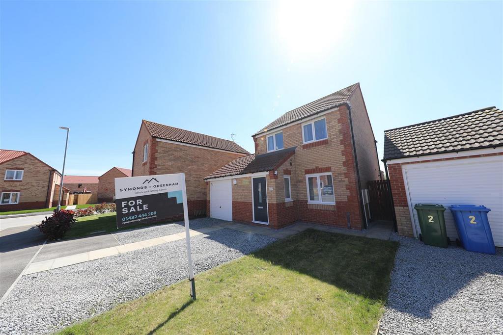 Bromby Grove, Hull 3 bed detached house - £165,000