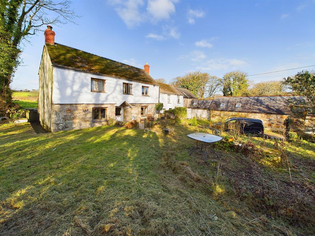 Relubbus, TR20 9EL 3 bed detached house - £925,000