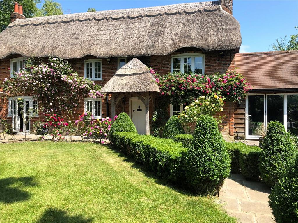 Salisbury Road, Ower, Romsey, Hampshire, SO51 4 bed detached house for ...