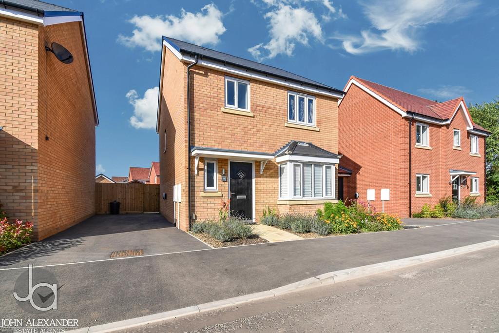 Hen Way, Fordham Heath 3 bed detached house for sale - £365,000