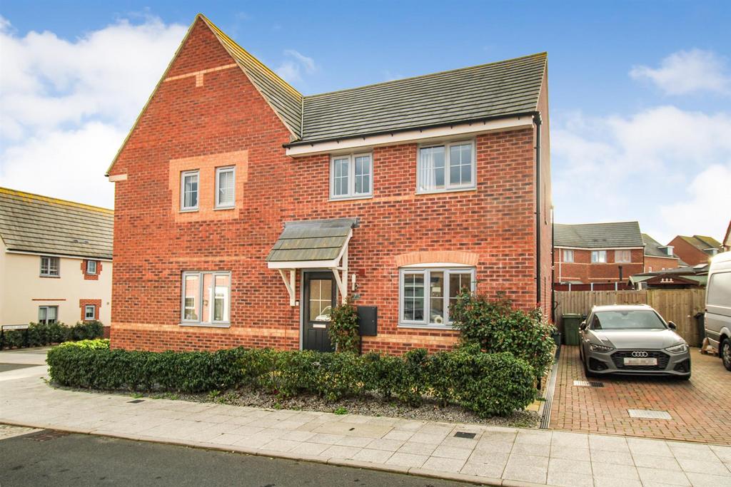 Blairgowrie Road Corby Nn17 3 Bed Semi Detached House £250 000