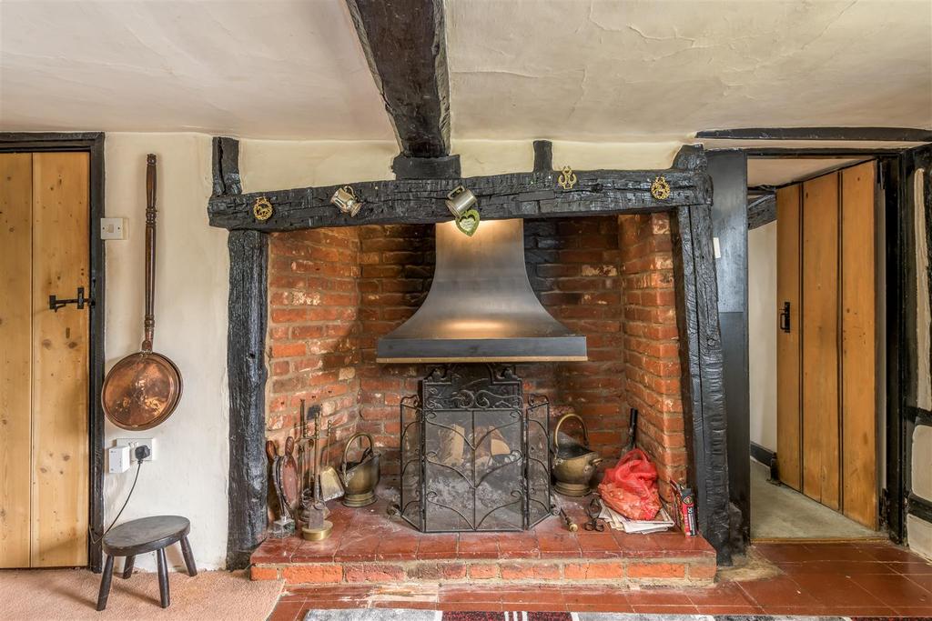 Green End, Little Staughton 4 bed cottage for sale - £500,000