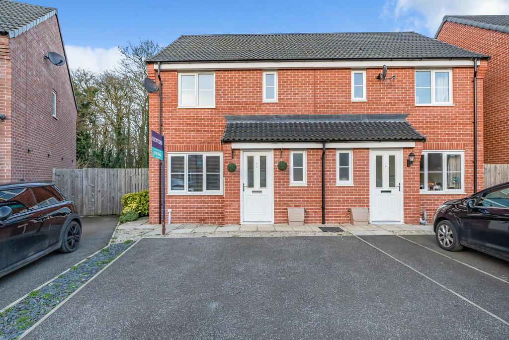 Woodland Glade, Selby, YO8 8GP 3 bed semi-detached house for sale - £ ...