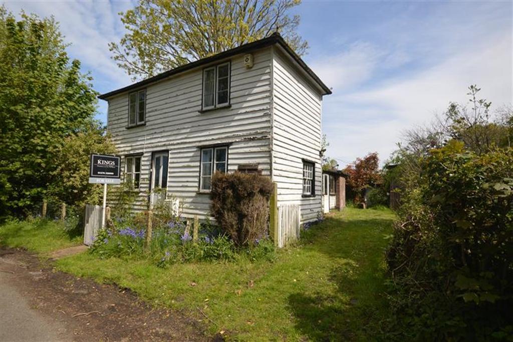 Beggar Hill, Fryerning, Ingatestone, CM4 3 bed detached house - £495,000