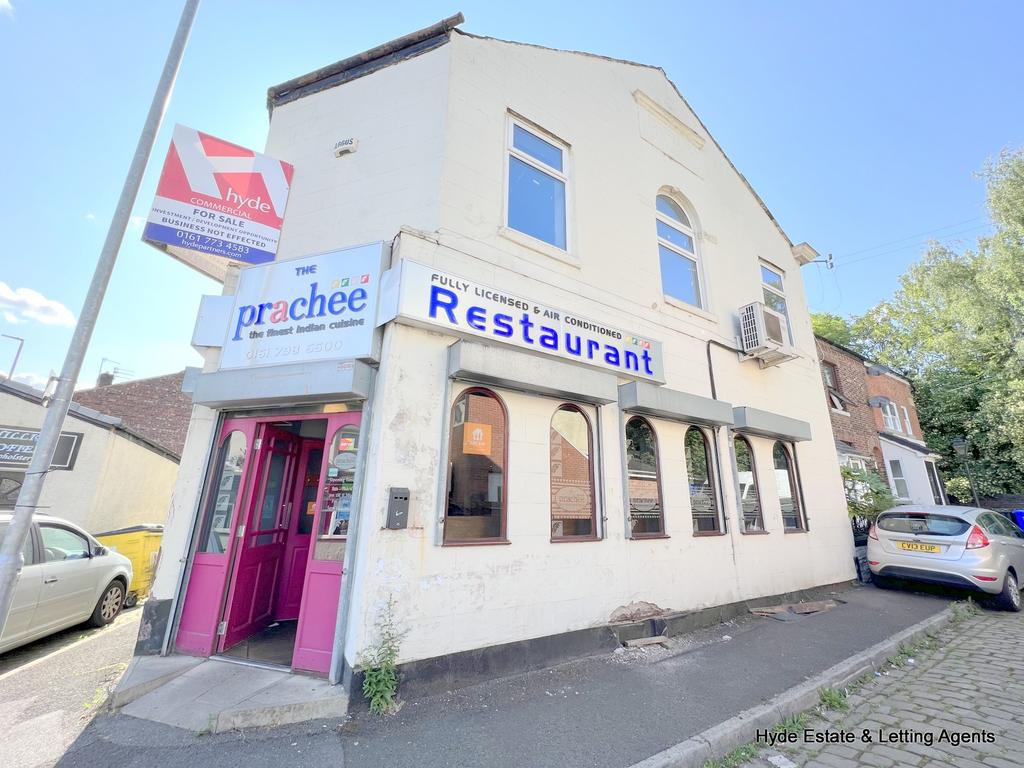 Prestwich, Manchester M25 Property - £340,000