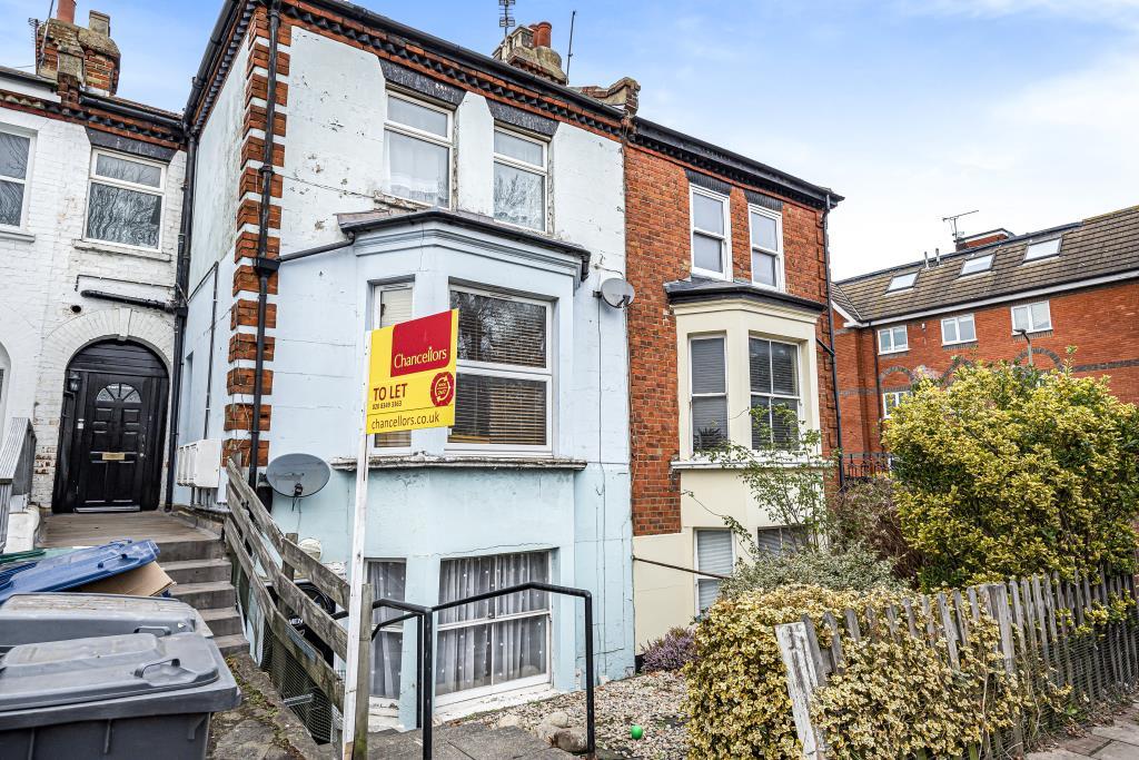 Ballards Lane, London, N3 1 bed maisonette - £1,500 pcm (£346 pw)