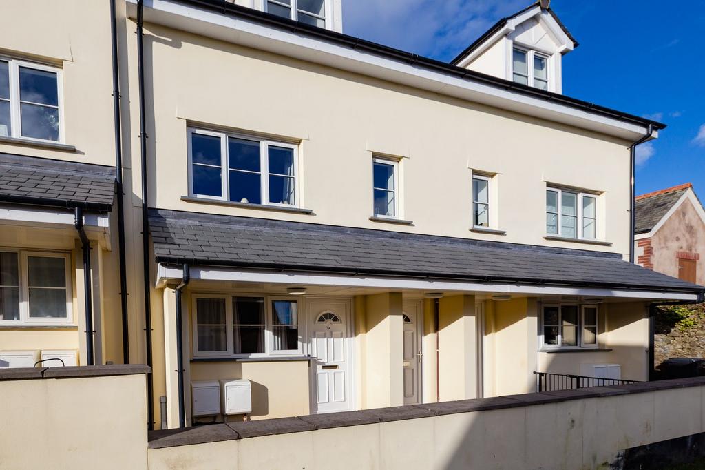 New Road, South Molton, EX36 1 bed apartment - £675 pcm (£156 pw)
