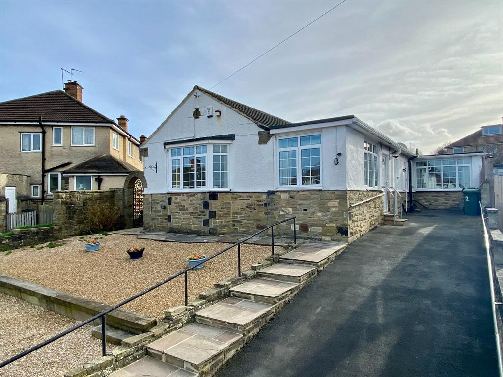 Wetherby, Coxwold View, LS22 3 bed detached bungalow - £320,000