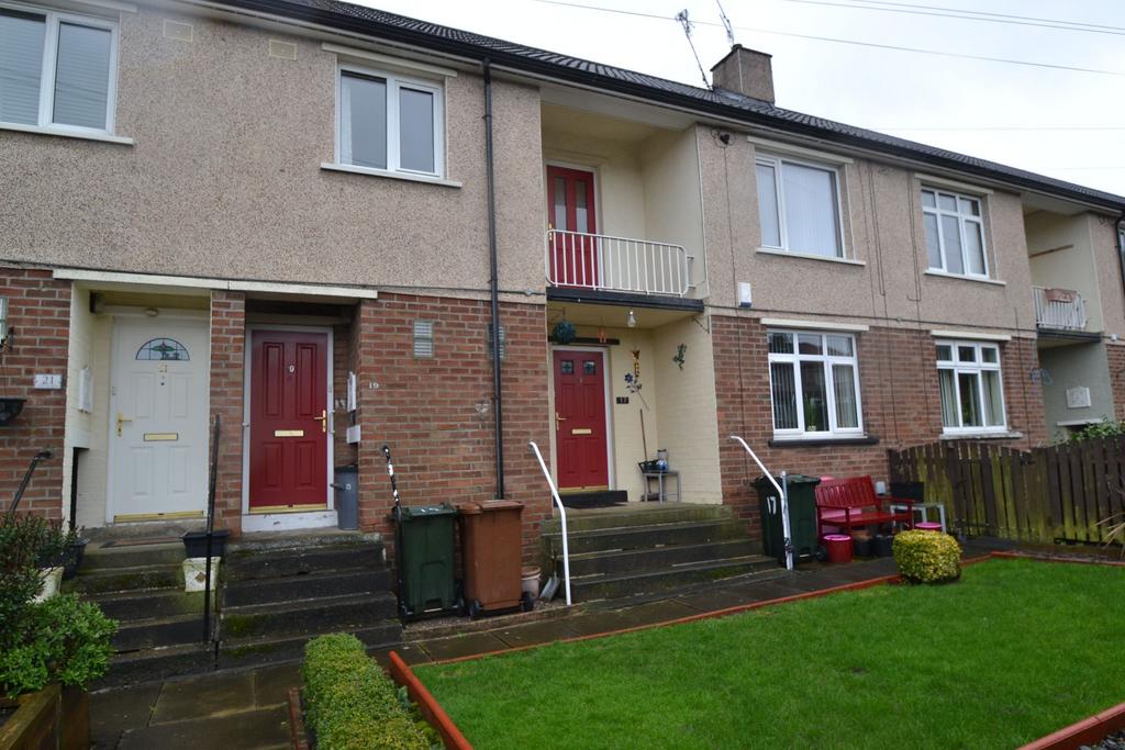 Wrose, Wrose BD18 2 bed maisonette - £79,950