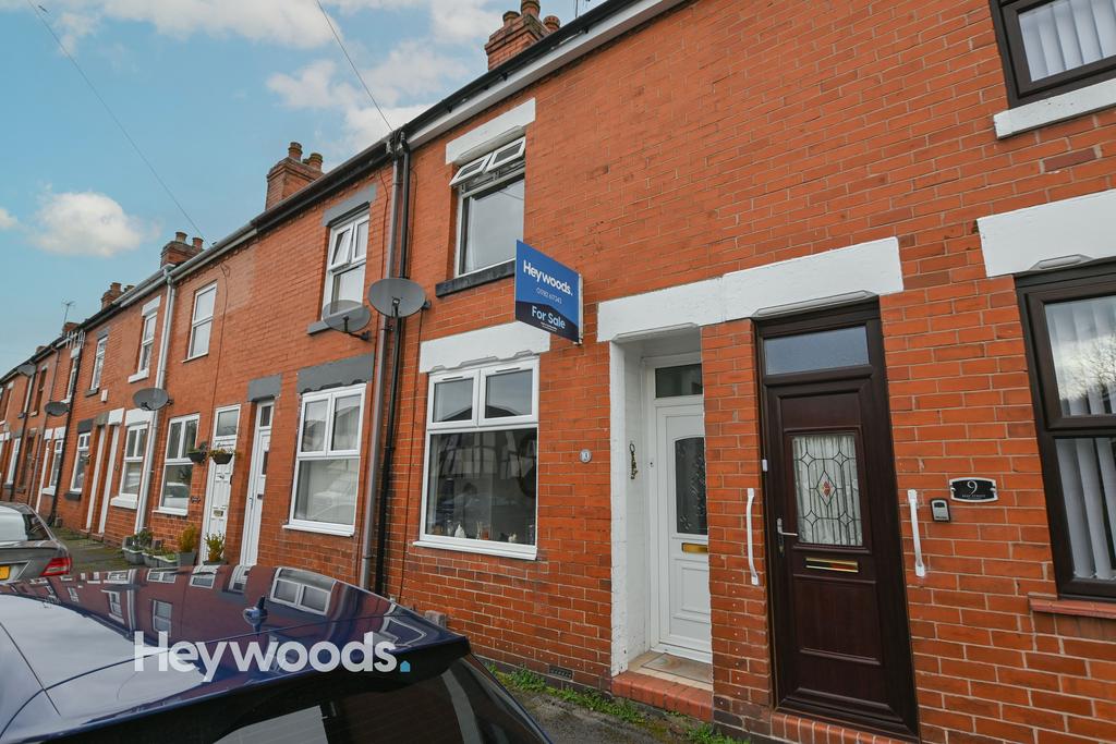 May Street, Silverdale, Newcastle... 2 bed terraced house - £125,000