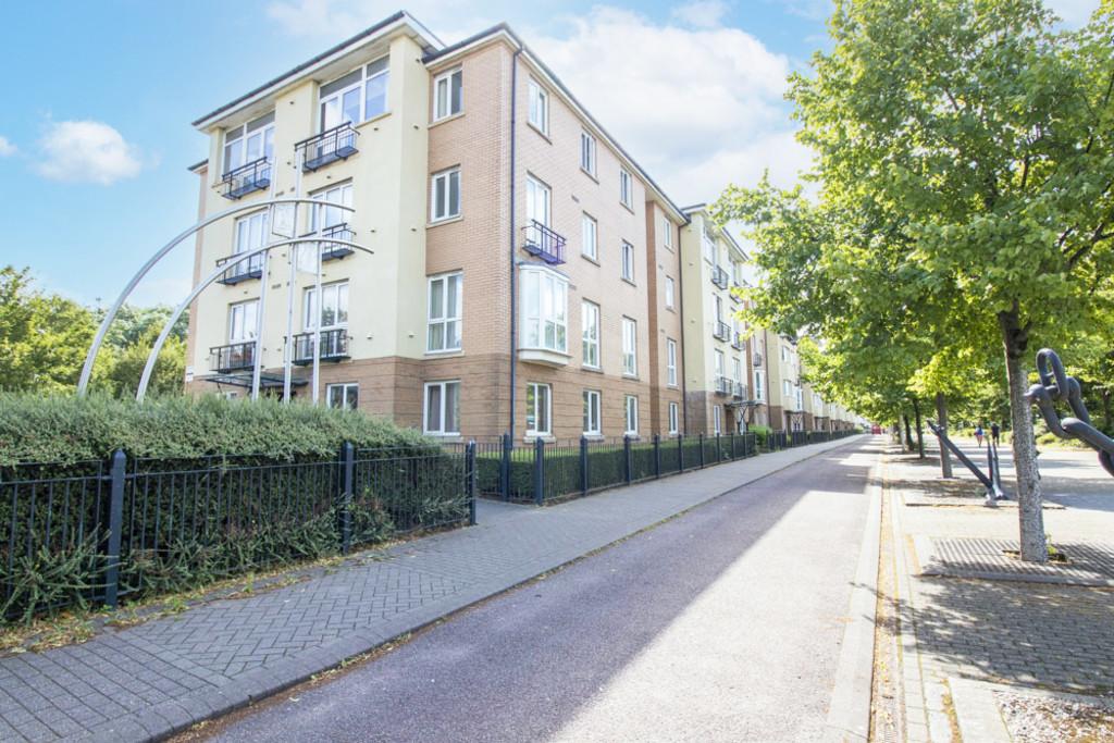Sorento House, Vellacott Close, Cardiff 2 bed apartment - £1,100 pcm (£ ...