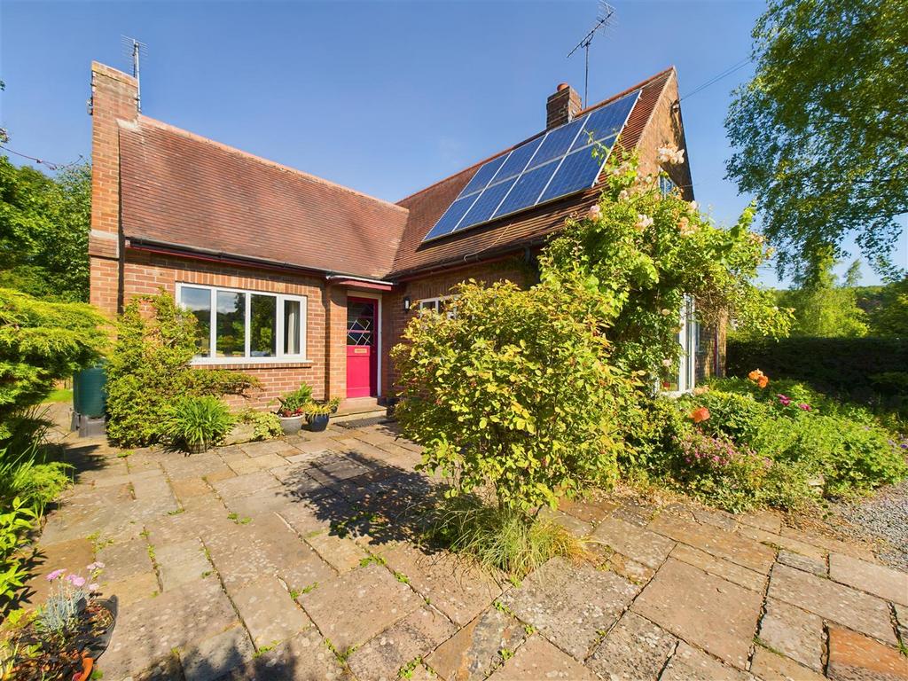 Roxby Nook, Roxby Road... 4 bed detached house - £499,950