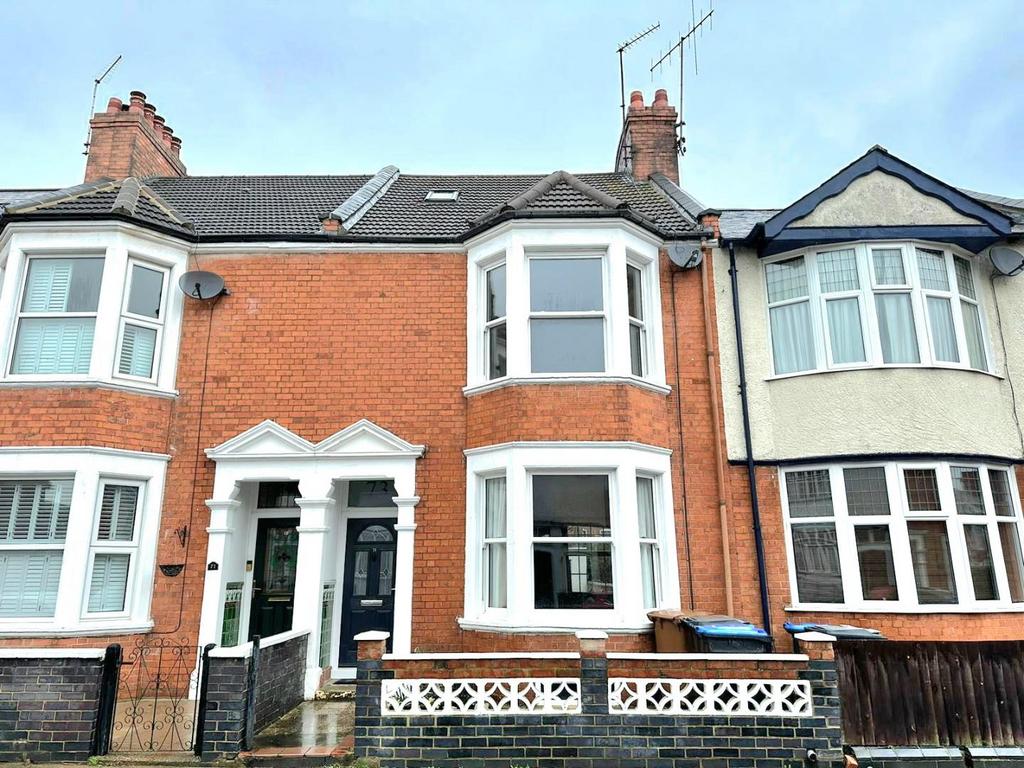 Birchfield Road, Northampton NN1 4 bed terraced house - £310,000