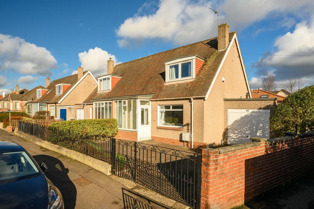 Craigmount Avenue North, Edinburgh EH12 2 bed semi-detached villa for ...