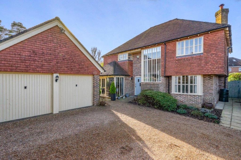 Goddensfield, Wadhurst, East Sussex, TN5 5 bed detached house - £1,050,000