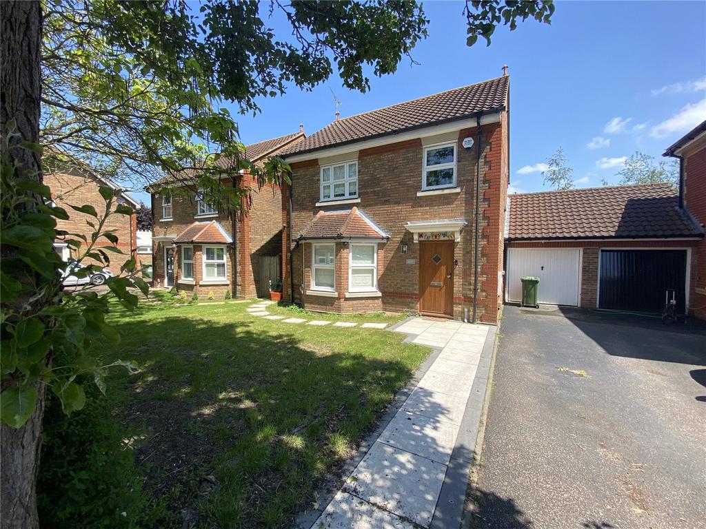 Handleys Chase, Laindon, Basildon... 3 bed detached house - £475,000