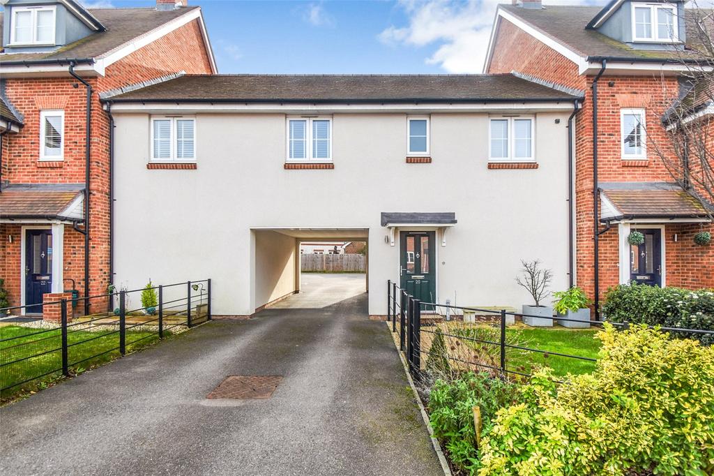 Hammersley Drive, Guildford GU12 2 bed maisonette - £325,000