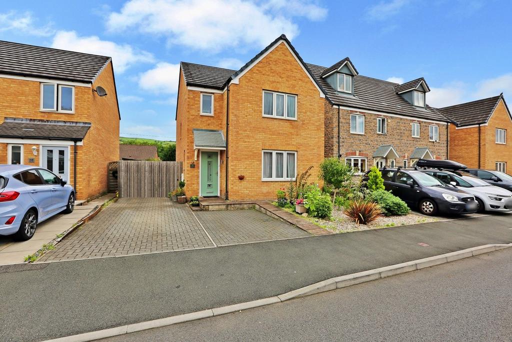 Ymyl Yr Afon, Pontypridd CF37 3 bed detached house - £305,000
