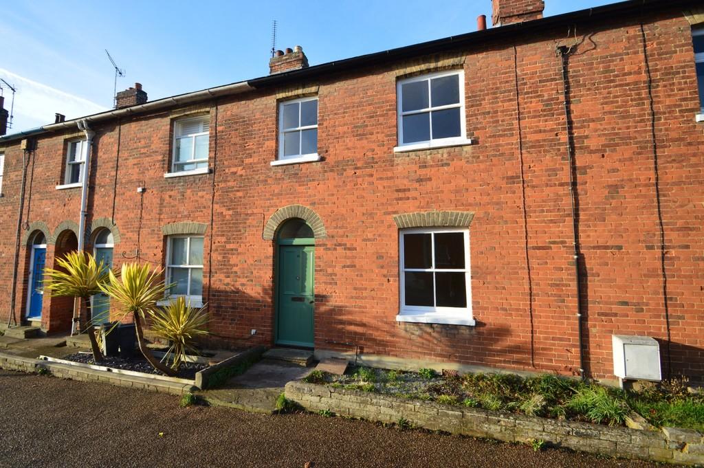 Nethergate Street, Sudbury CO10 2 bed terraced house - £250,000