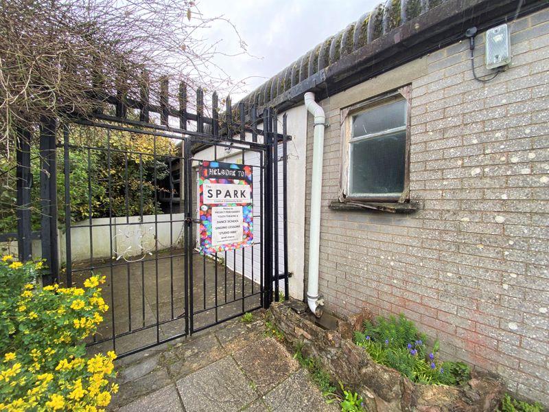 Brixham TQ5 Industrial unit - £145,000