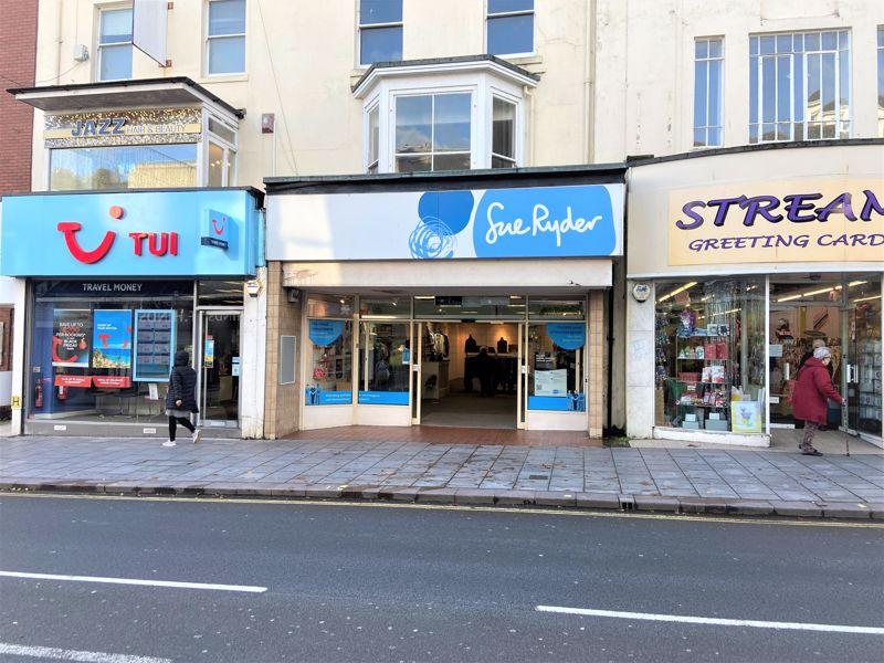 Torquay TQ2 Retail property (high street) - £1,000 pcm (£231 pw)