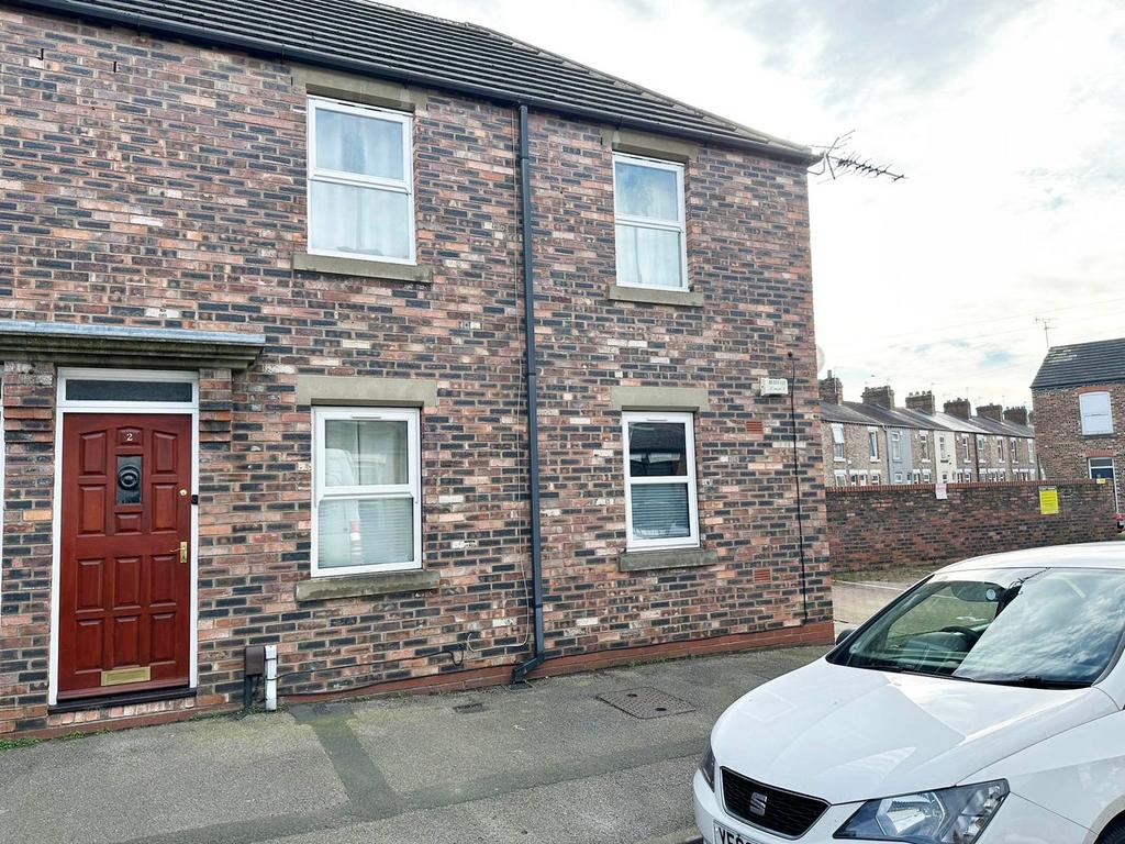 Falsgrave Crescent, Off Burton Stone... 1 bed apartment - £135,000