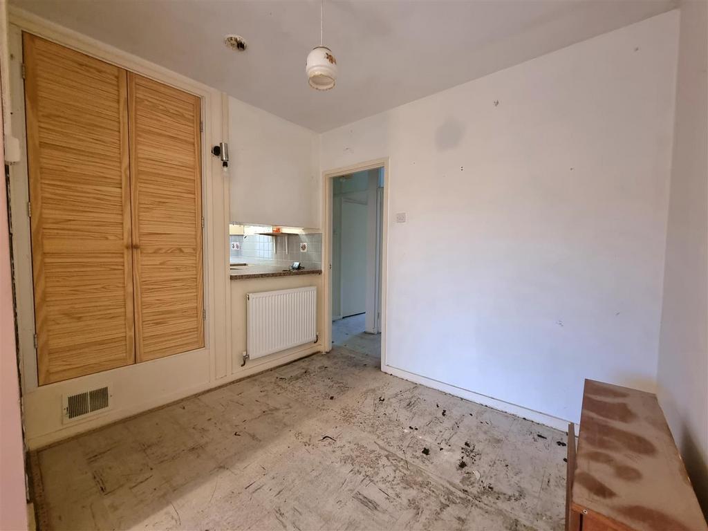 Damson Lane, Solihull 2 bed semi-detached bungalow for sale - £280,000
