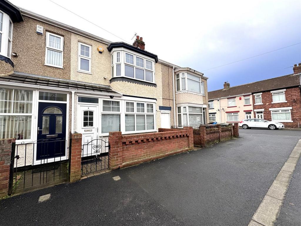 Leamington Drive, Hartlepool 3 bed terraced house - £550 pcm (£127 pw)