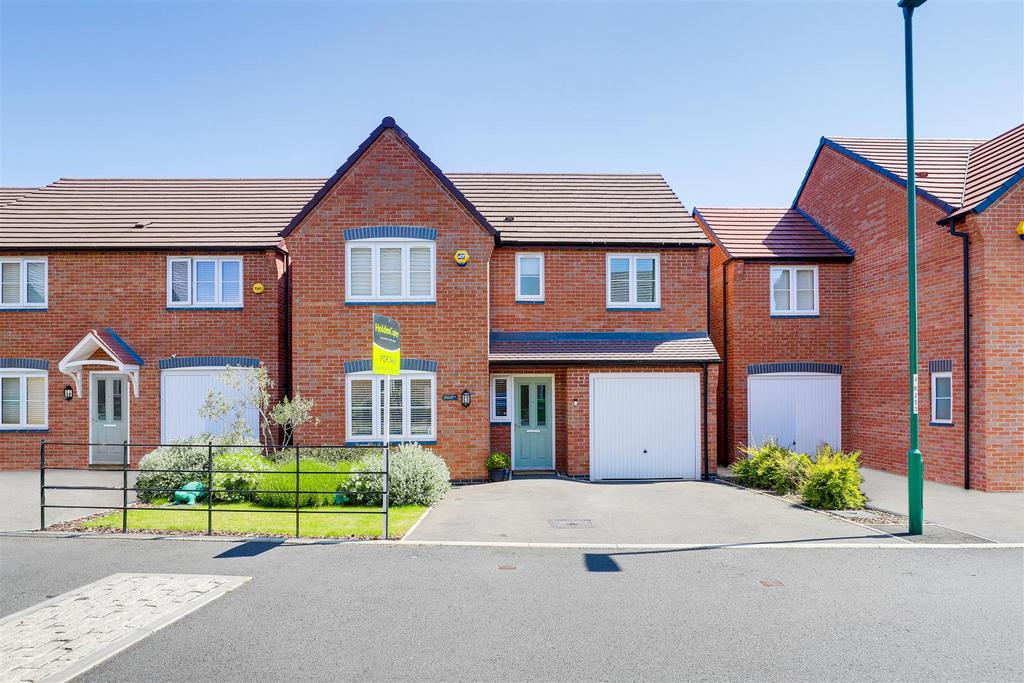 Morello Drive, Aspley NG8 4 bed detached house for sale - £375,000