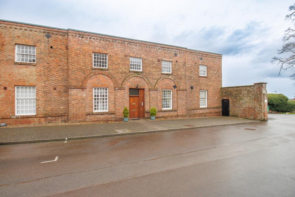 Hall Park Road, Hunmanby YO14 2 bed apartment for sale - £148,500