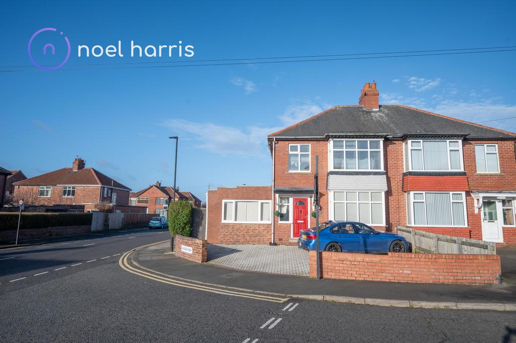 Swaledale Gardens, High Heaton, NE7 3 bed semi-detached house - £305,000
