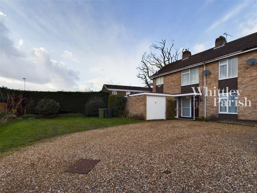 Croft Lane, Diss 3 bed semi-detached house for sale - £290,000