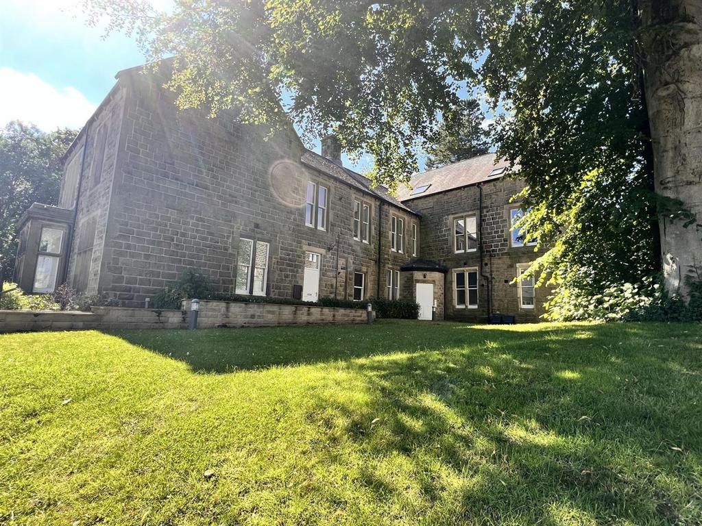 Weir Field House, Netherfield, Penistone 2 bed apartment for sale - £ ...
